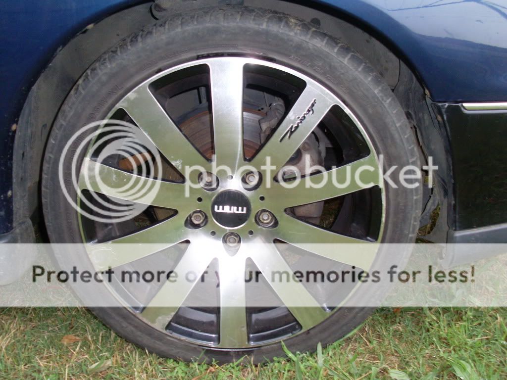 [VIC] - 18 INCH MNM Zinger rims with tyres suit VT and other commodores ...